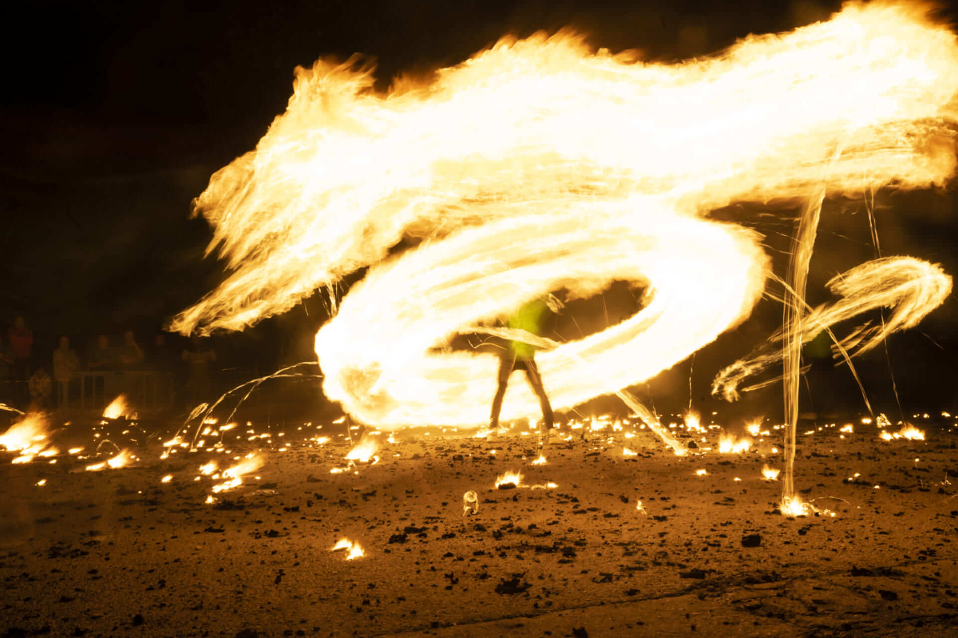 ¿MEJORES FALLAS QUE EN VALENCIA?